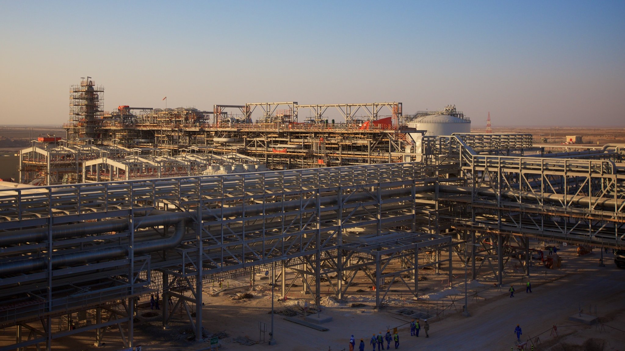 BP begins production at $16bn Oman gas project