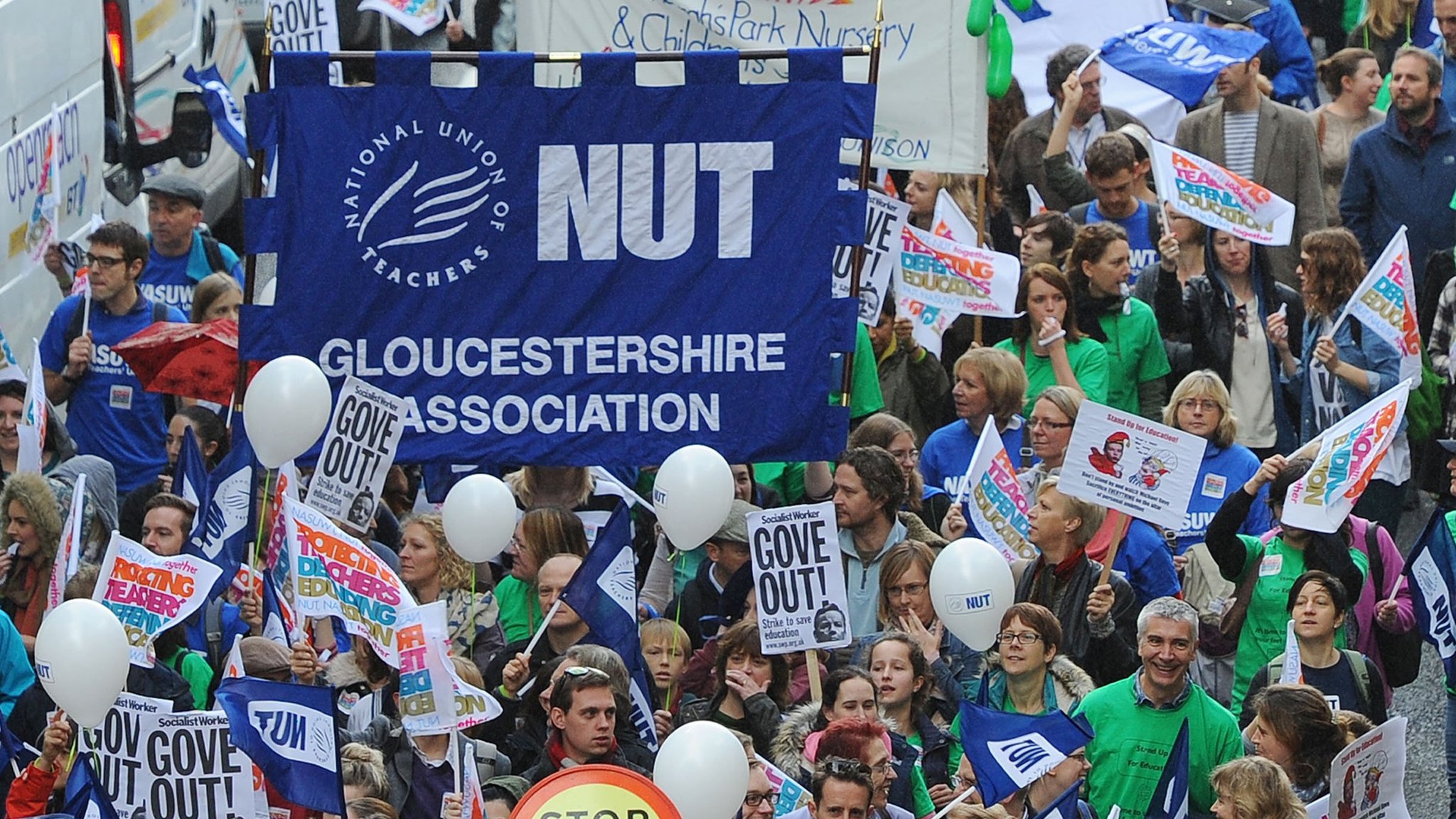 Two of the UK’s biggest teaching unions merge