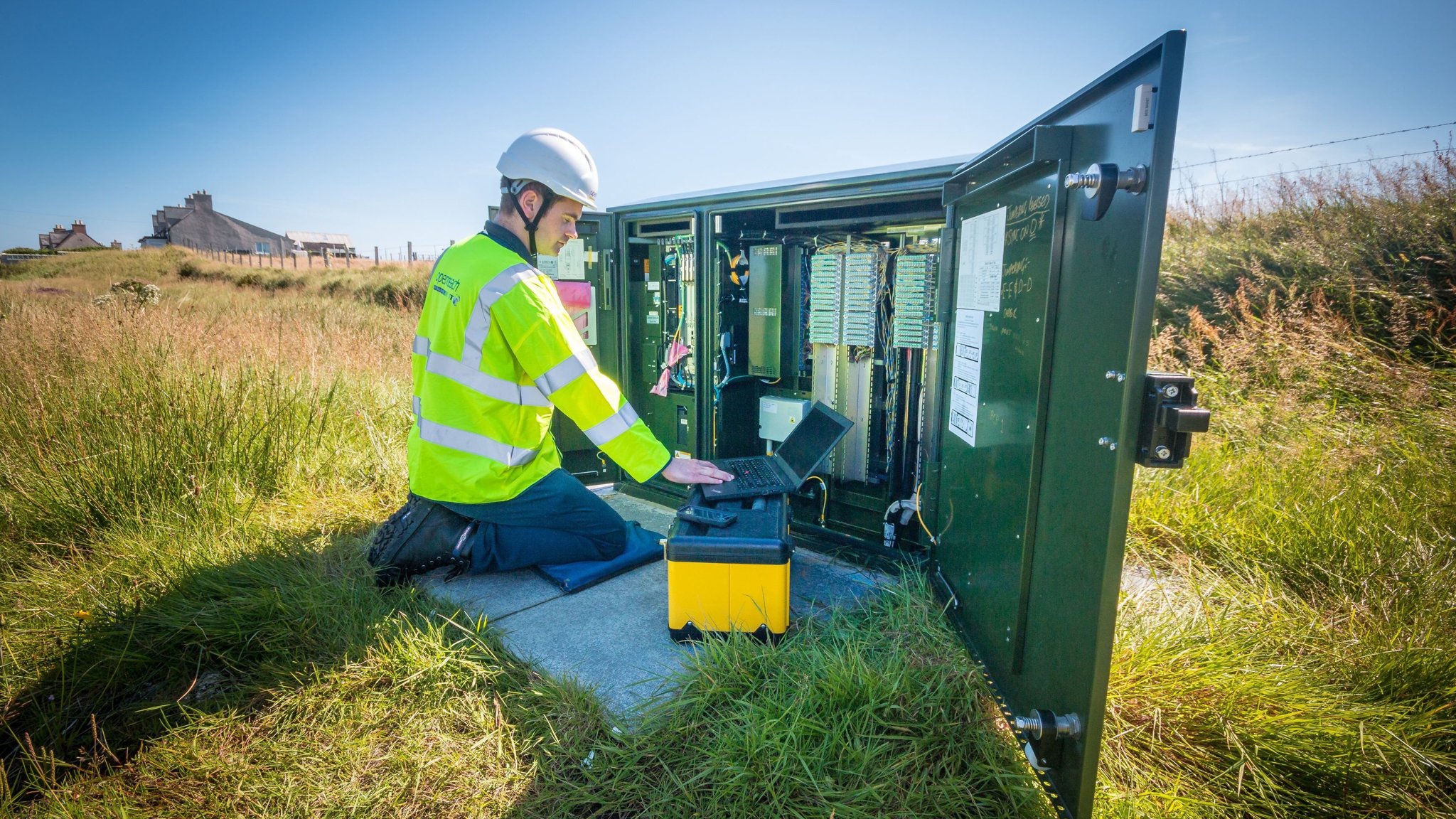 Legal threat hangs over UK decision on faster rural broadband