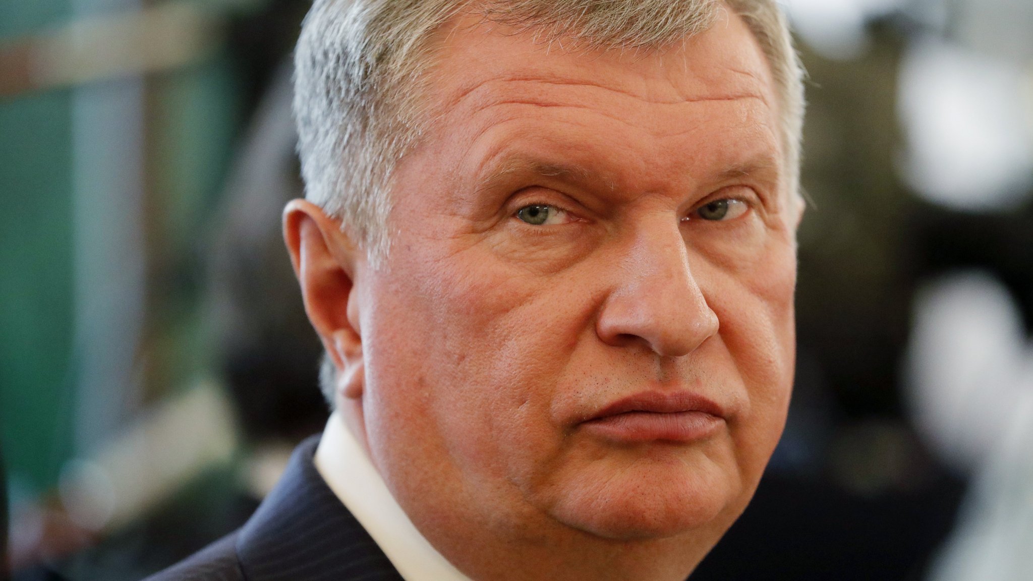 Rosneft chief Sechin looks beyond Russia sanctions