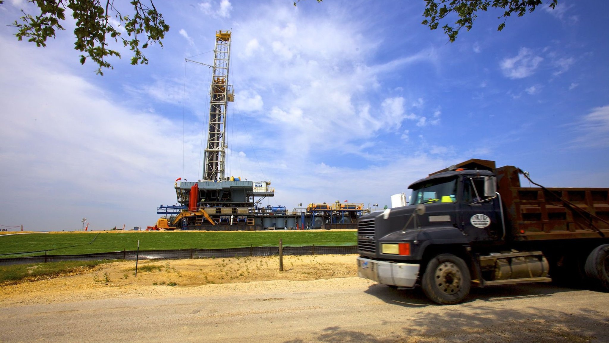 BHP Billiton bets long on US shale assets