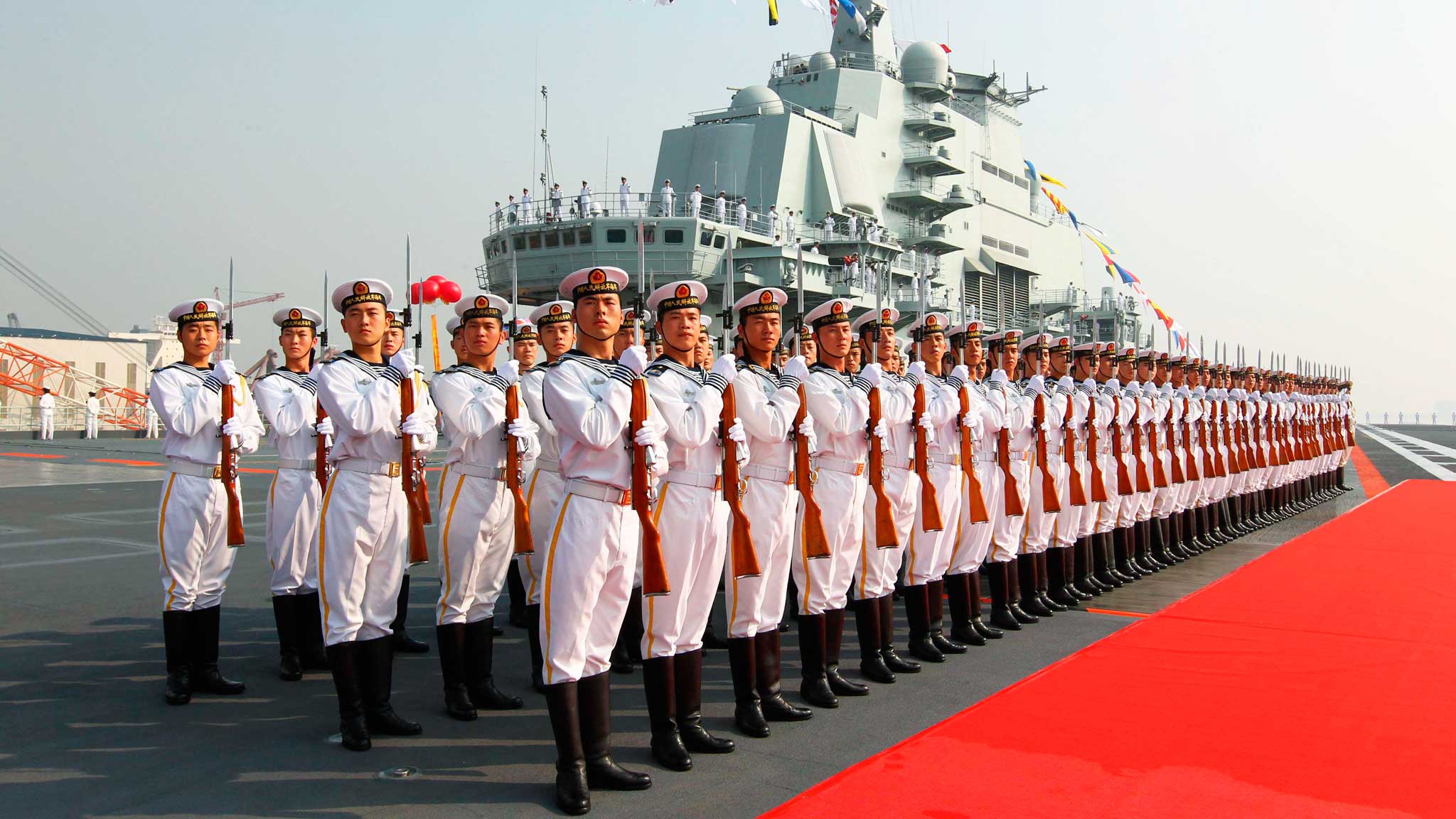Chinese navy begins US economic zone patrols