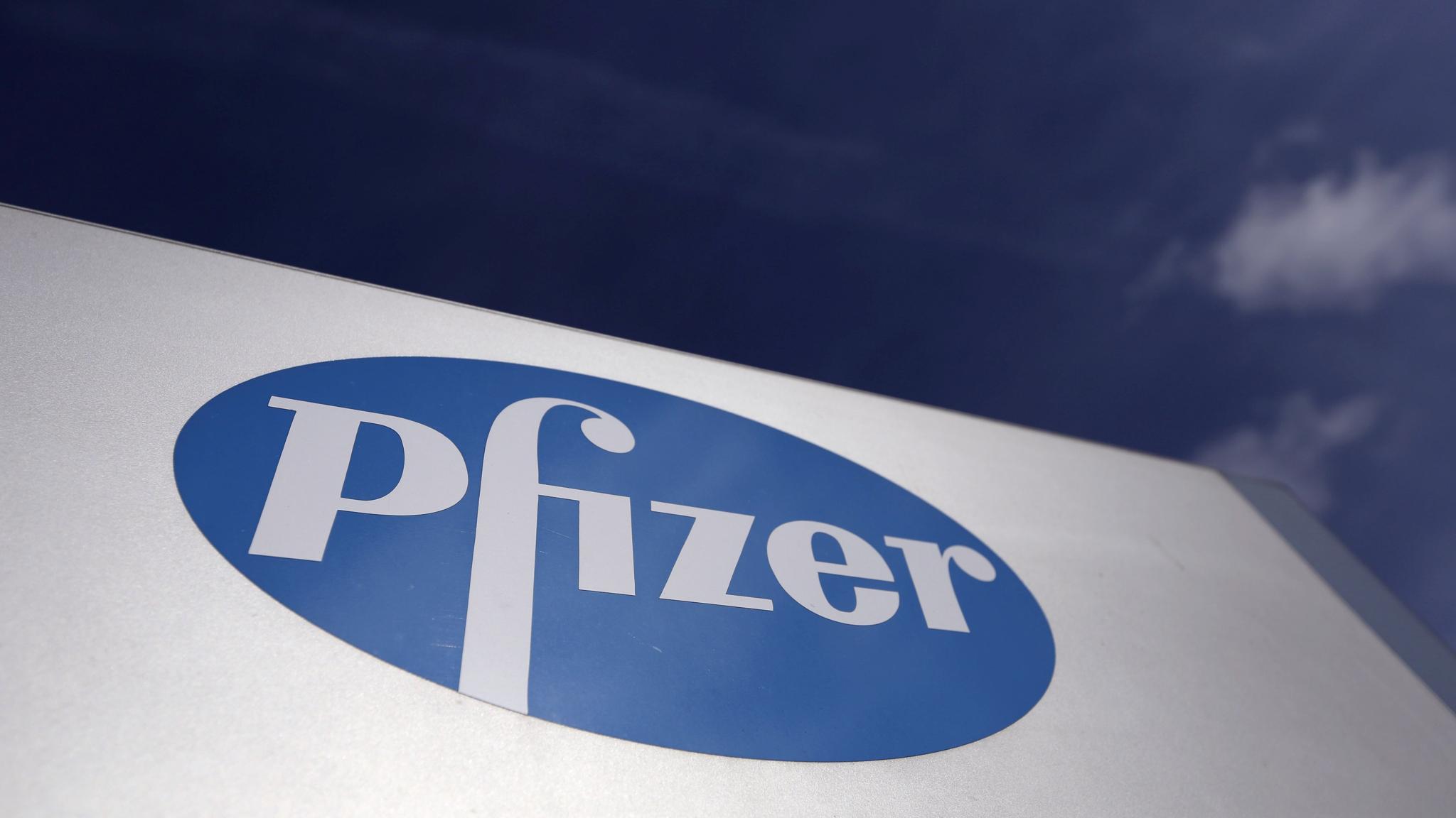 Pfizer steps up M&A with $17bn deal to buy Hospira