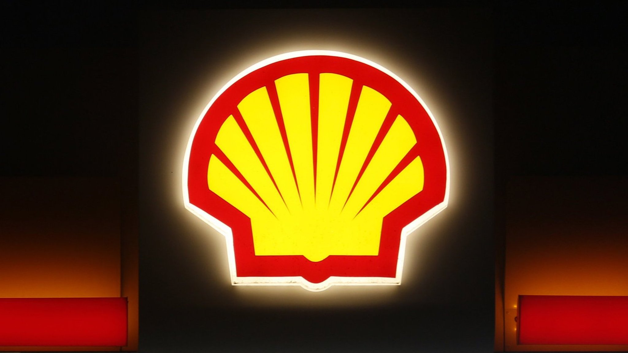 Shell doubles its profits with oil price rebound