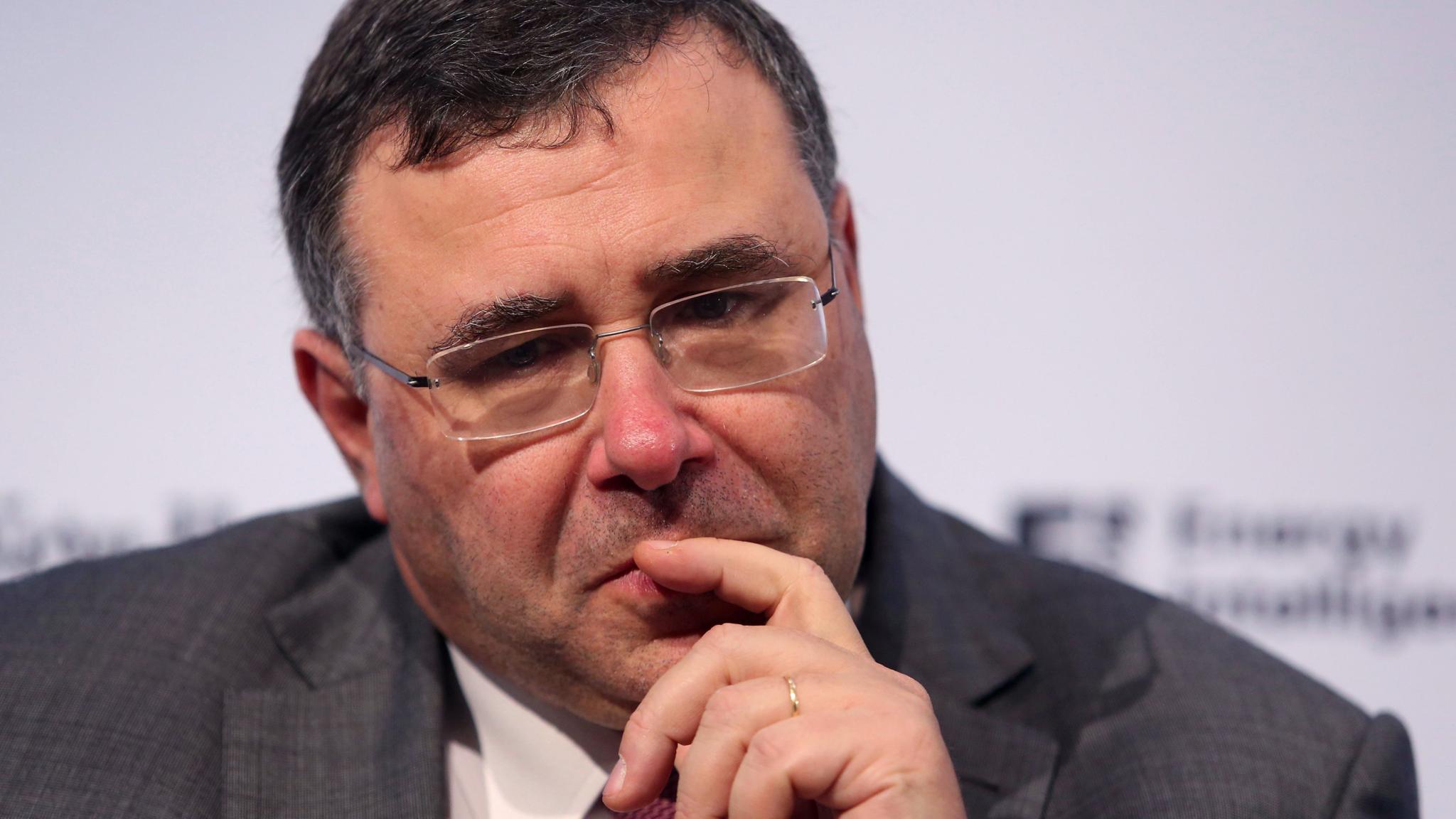 Total’s Patrick Pouyanné vows surgical response to oil price slide