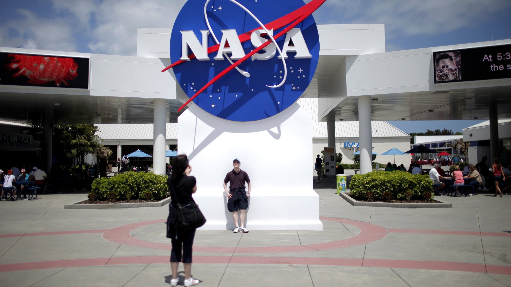 Trump pick for Nasa chief would bring clarity to US space mission