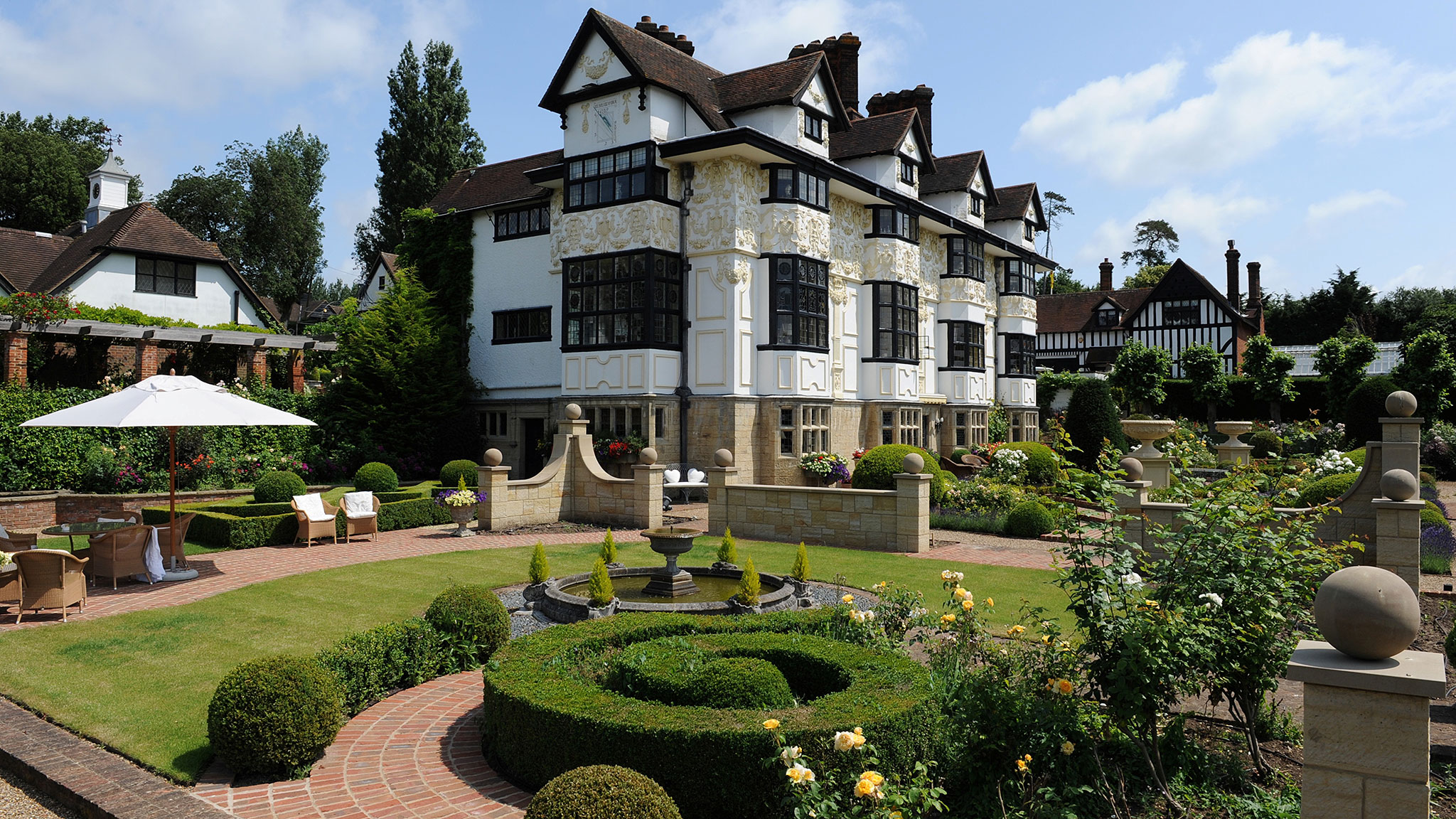 Patrice Motsepe House Pictures