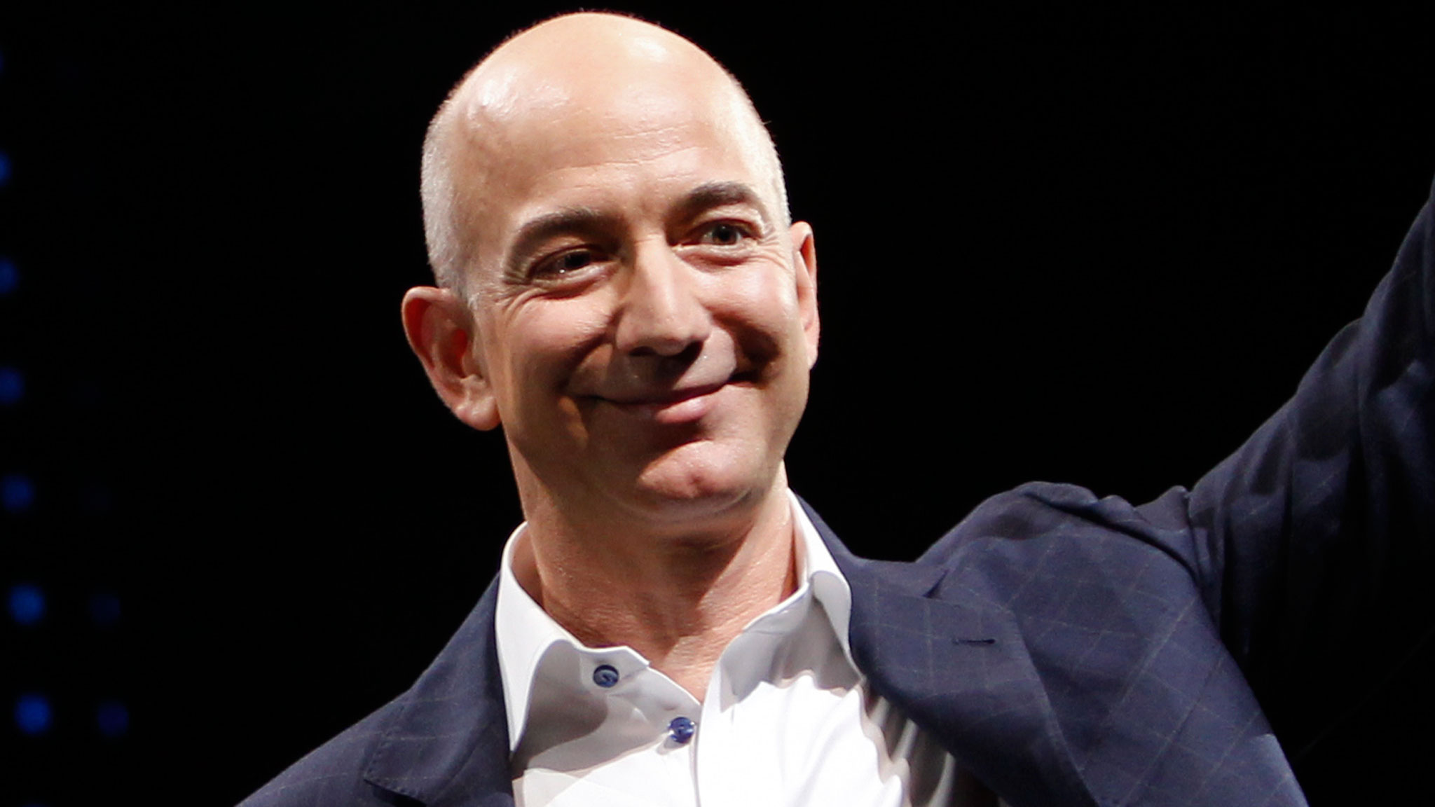 Account of Jeff Bezos and Amazon wins Business Book of the Year