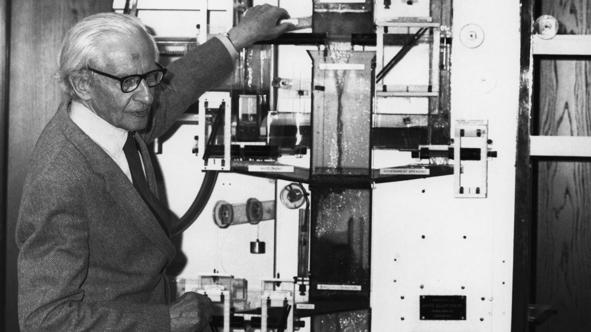 Moniac machine promises to bring science subjects to life