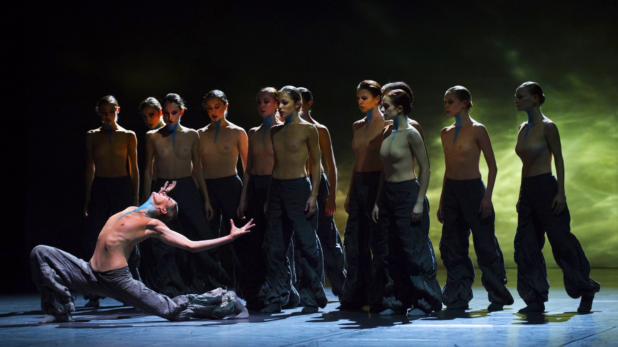 Crystal Pite premiere, Paris Opera Ballet — review