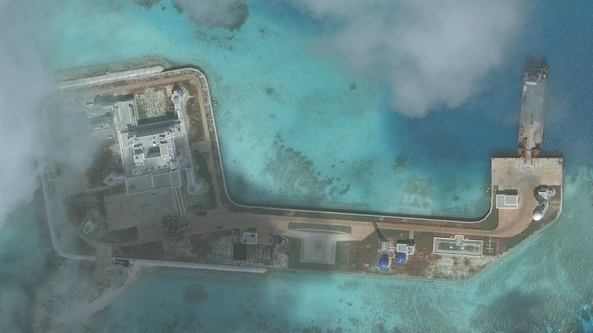 US pledges to protect its interests in South China Sea