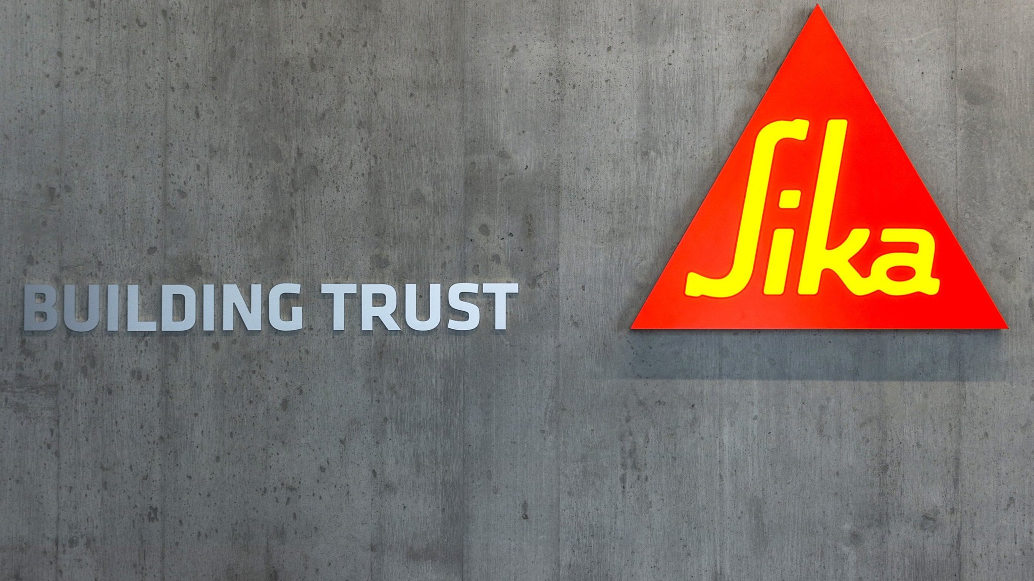 Swiss court blocks Saint-Gobain move for Sika