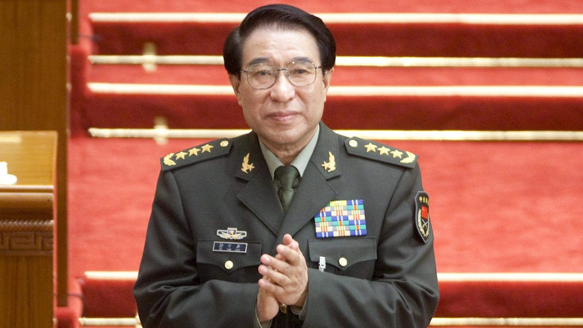 Chinese general caught with tonne of cash